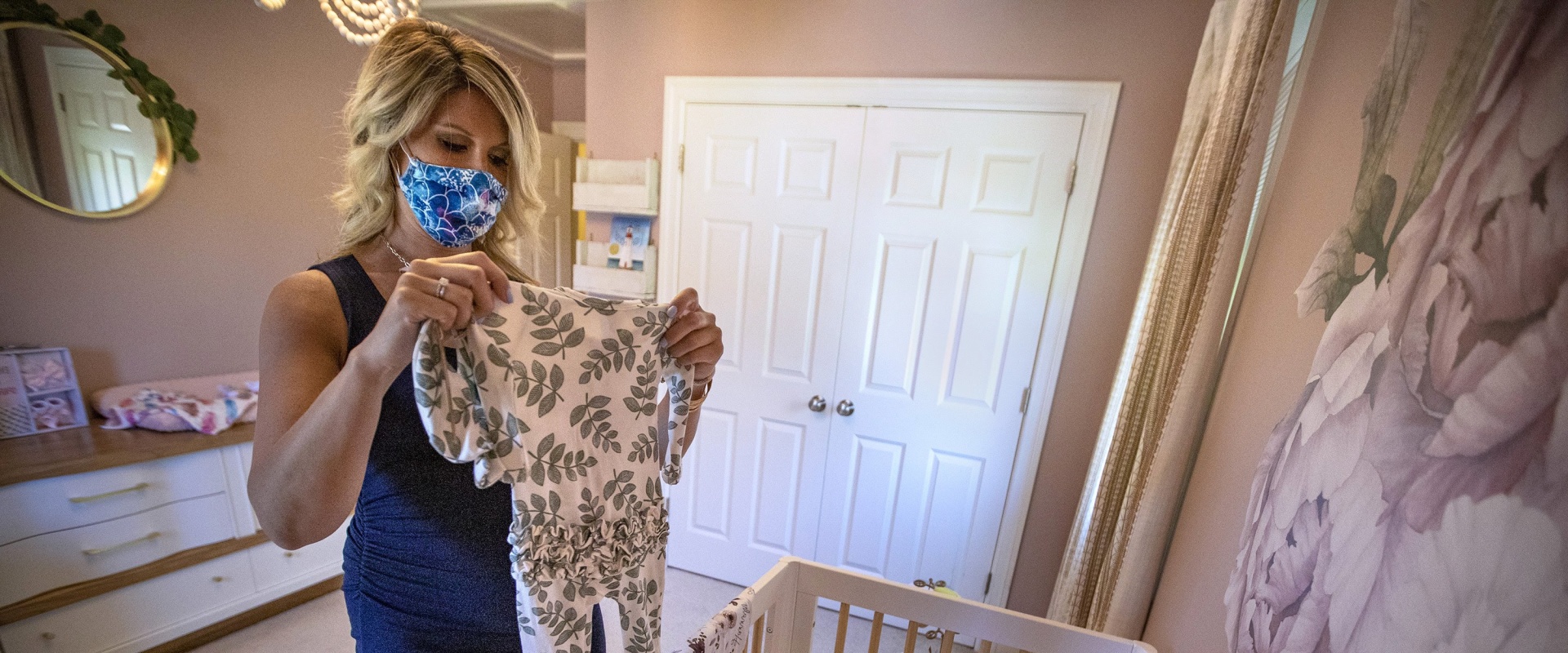 Can You Test Positive for Covid-19 and Not Be Contagious?